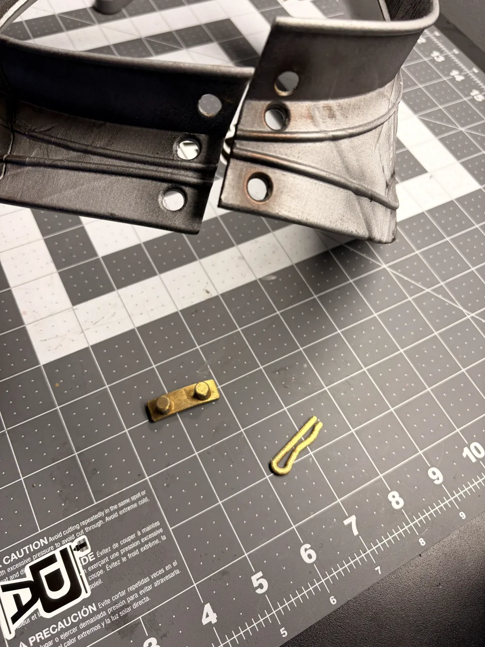 Medieval damaged Gorget neck armor - Free 3D Print Model - MakerWorld