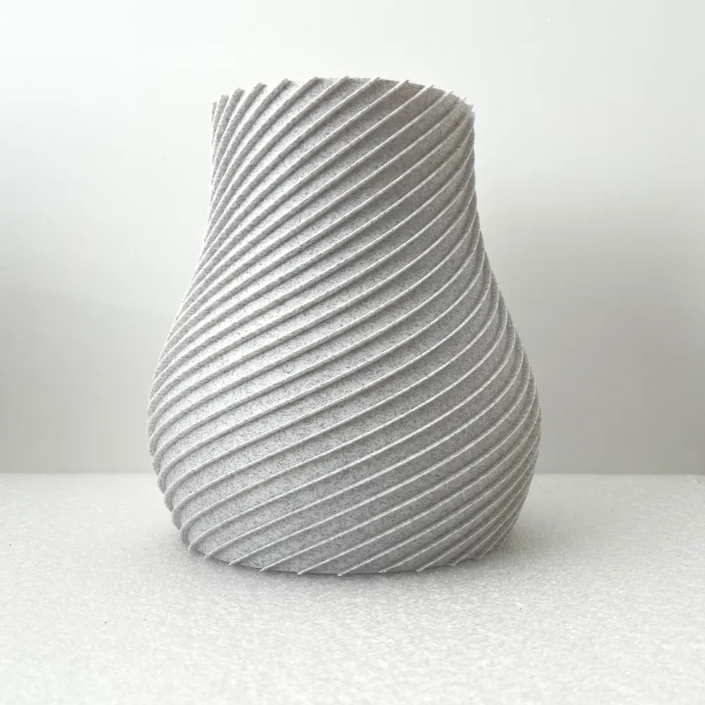 Spiral Pear Vase by HOUSE AND GARDEN LIVING - MakerWorld