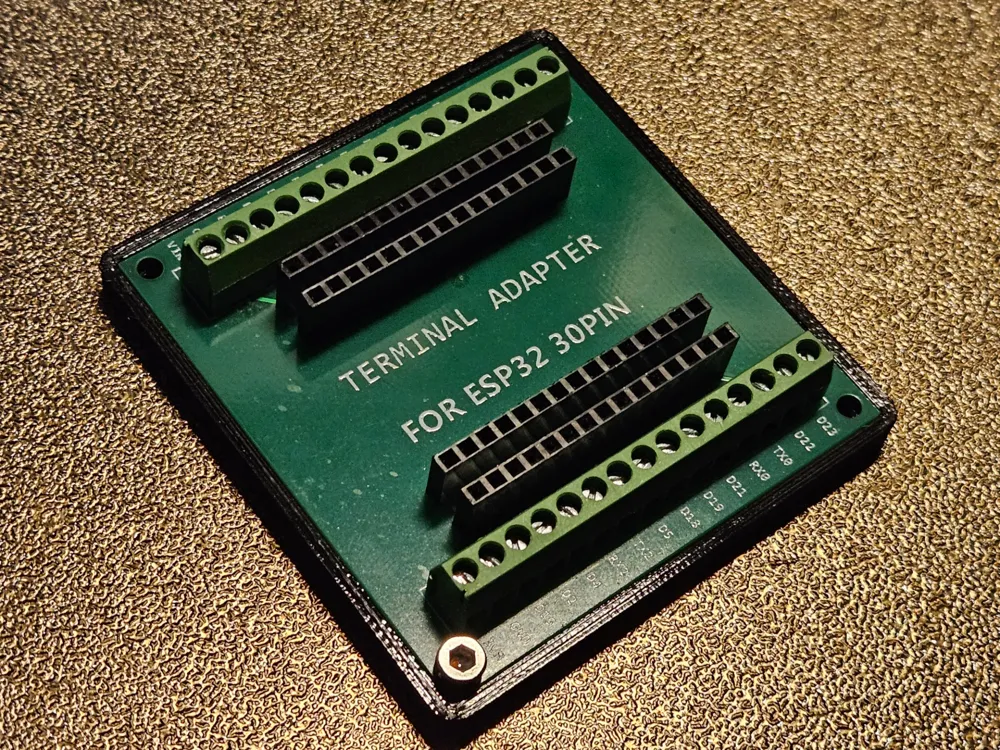 ESP32 Breakout Board Cover 30 pin by qwix - MakerWorld
