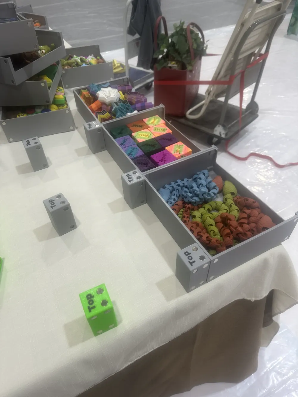 Complete Retail Display System - Free 3D Print Model - MakerWorld
