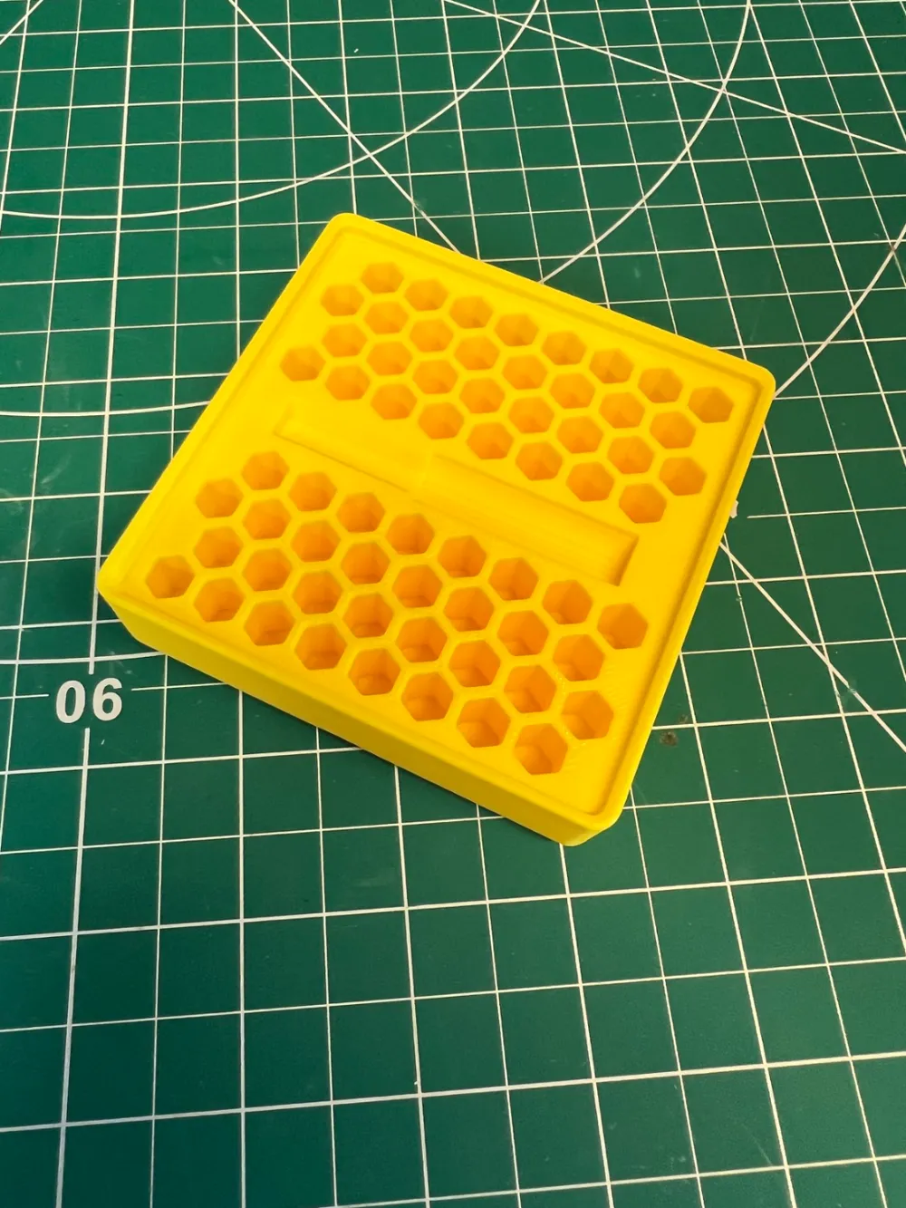 Gridfinity 2x2 holder for hex screwdriver bits Remixed by Longracks ...