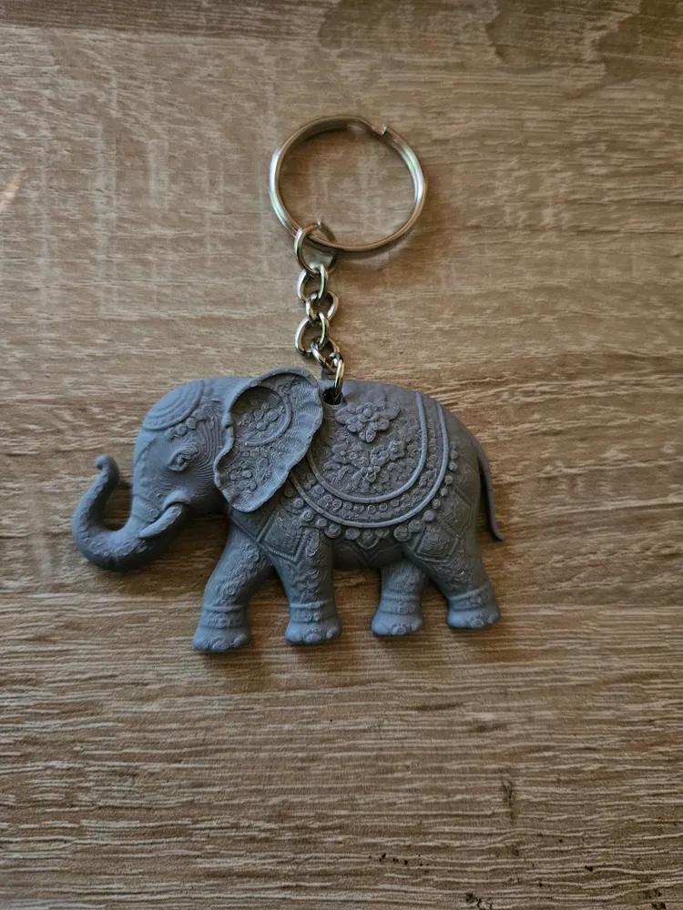 Elephant Keychain - Free 3D Print Model - MakerWorld