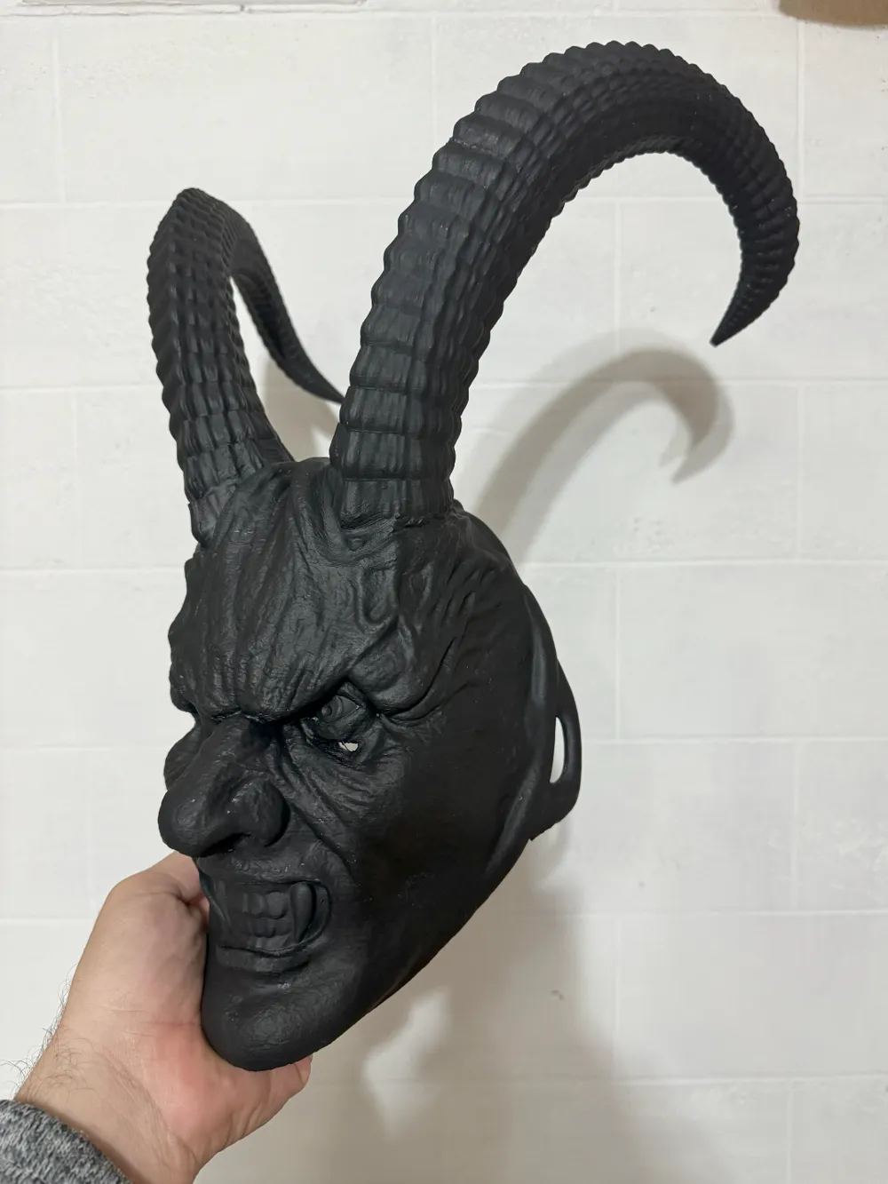 Krampus Mask by Danrusso - MakerWorld
