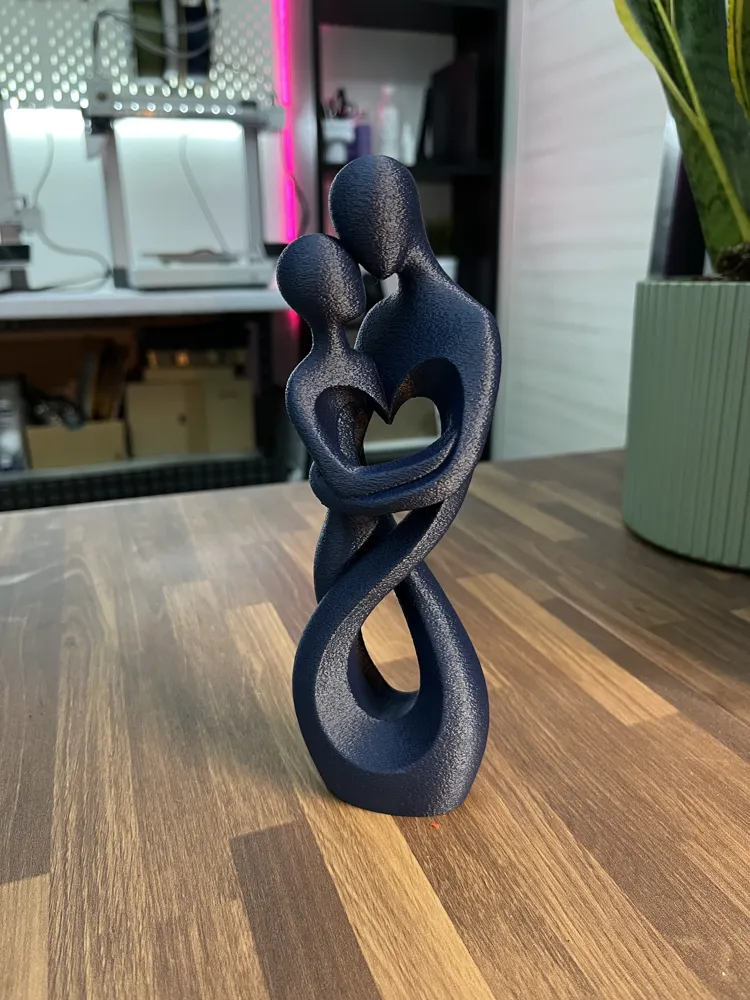 COUPLE HUG STATUE WITH HEART AND INFINITY - Free 3D Print Model ...