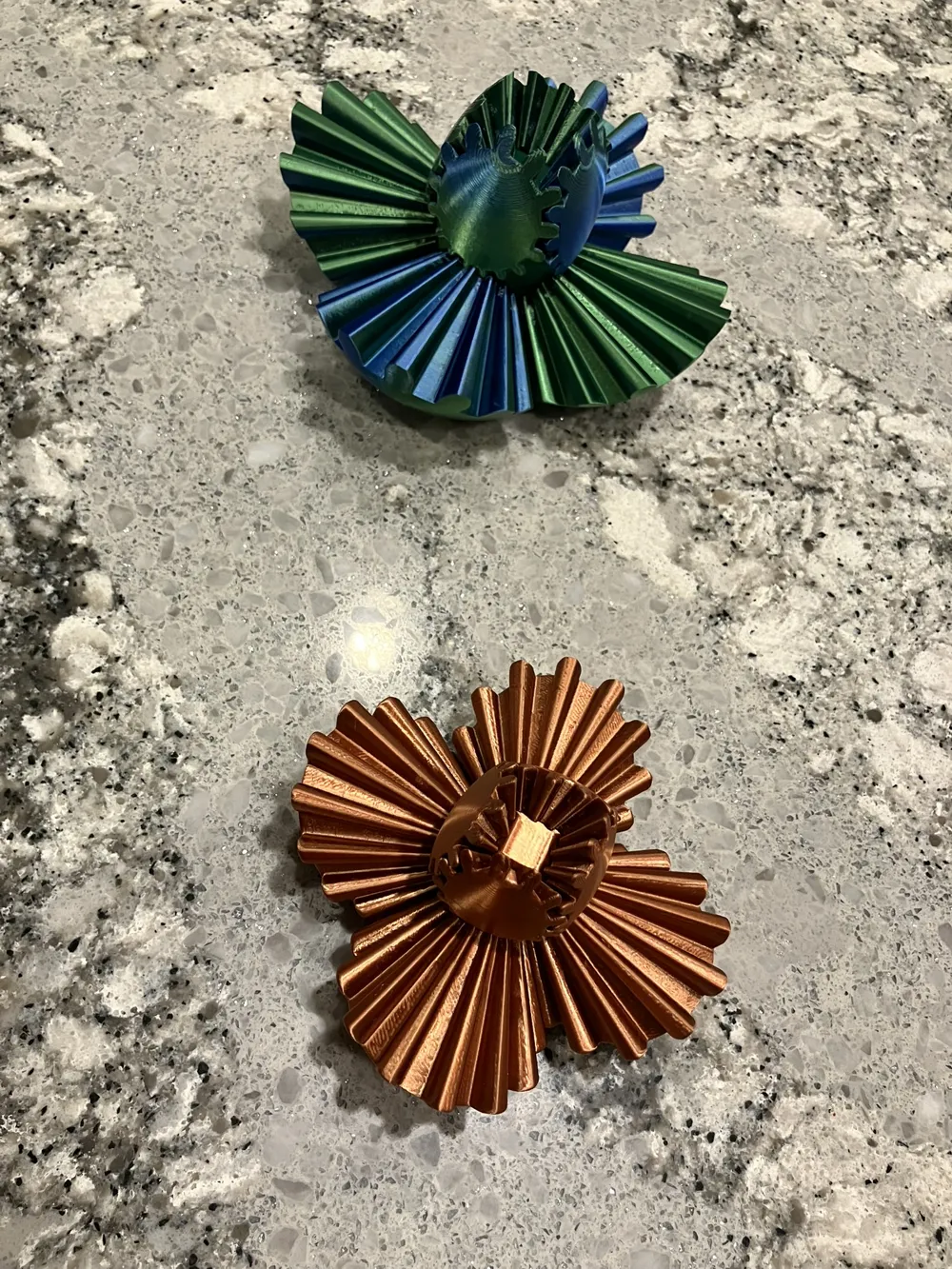 Gear Ball Free Spinning Smooth Edge Great for Kids - Free 3D Print ...