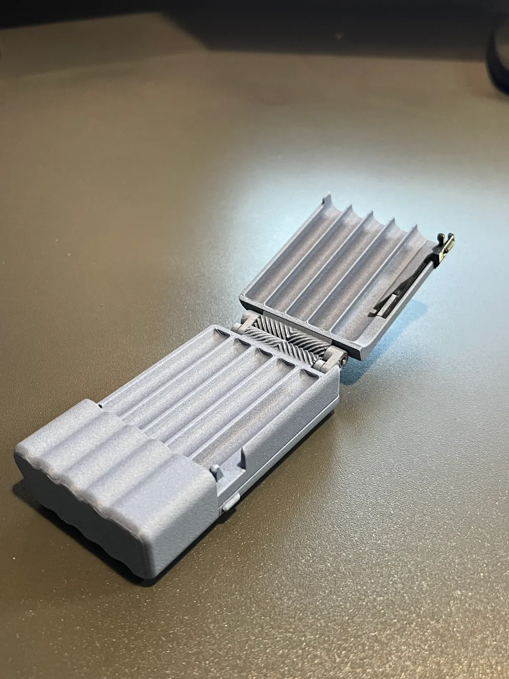 Cigarette case by Michel_1 - MakerWorld