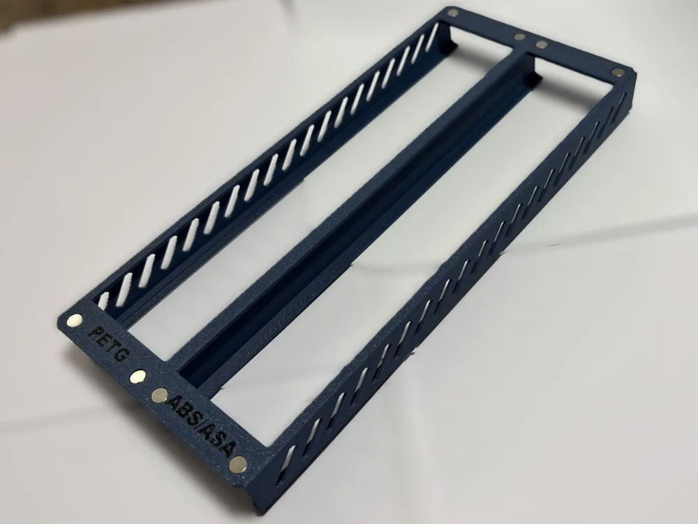 Filament Swatch/Label Box by Engineered Reality - MakerWorld