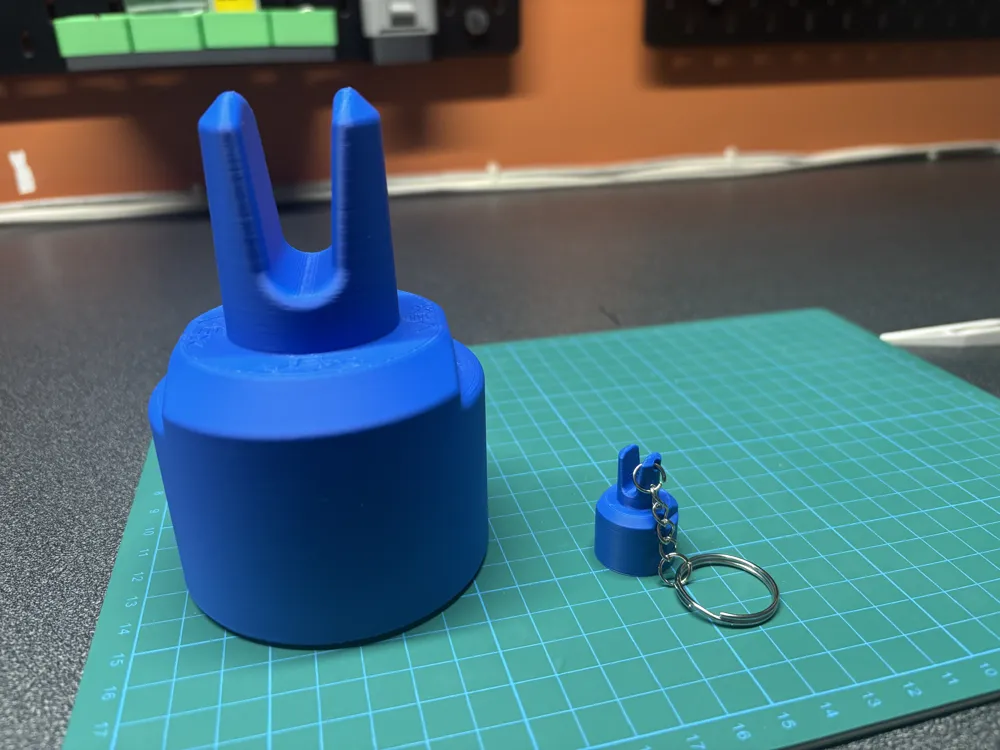 VEX IQ Mix-and-Match Keychain by stefan73be MakerWorld: Download Free ...