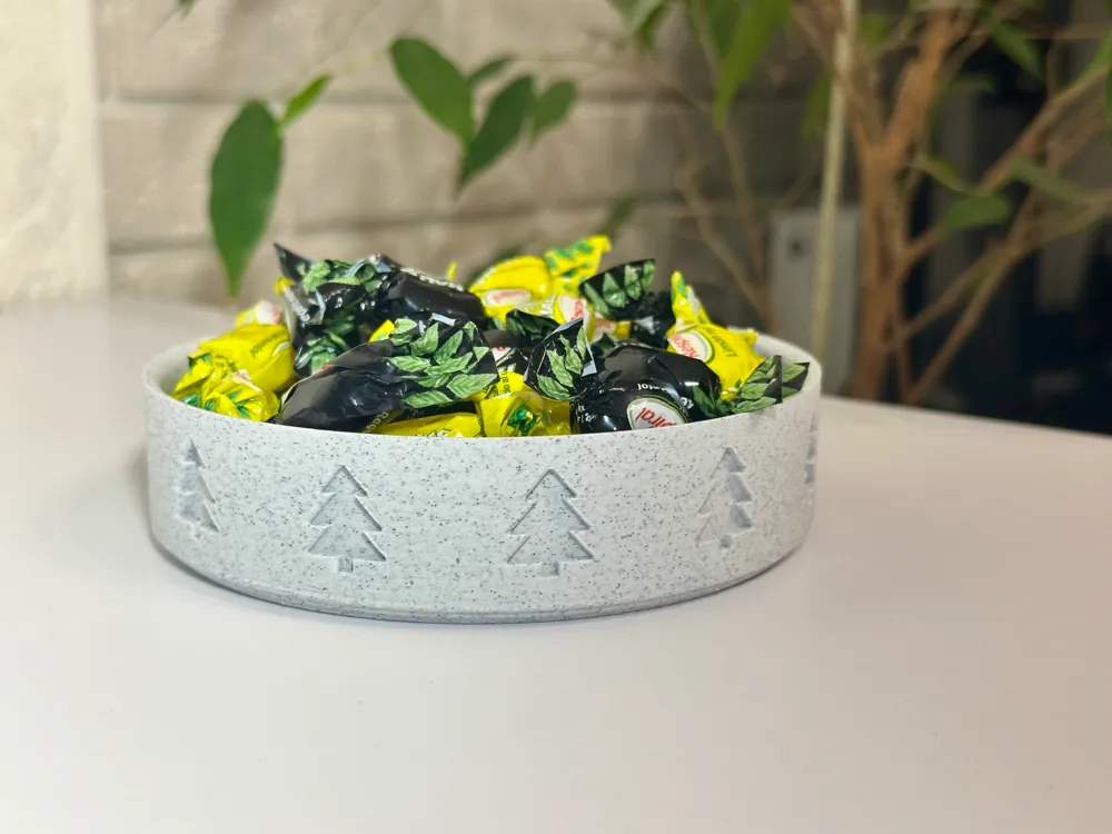 Christmas Plate – Christmas Tree Pattern - Free 3D Print Model - MakerWorld