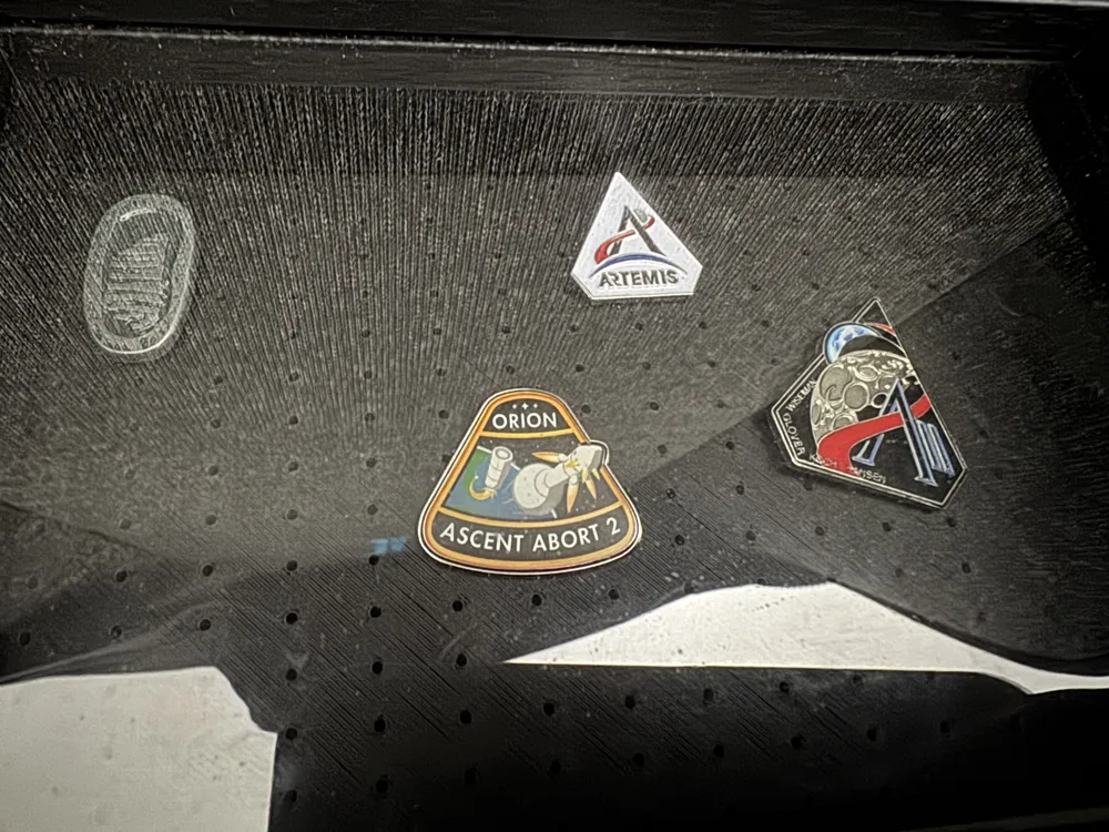 Pin Display [4x6 Photo Frame] by Heyydin MakerWorld: Download Free 3D ...