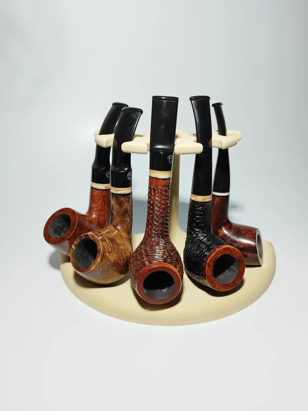 Tobacco pipe stand by Choosse23 MakerWorld: Download Free 3D Models