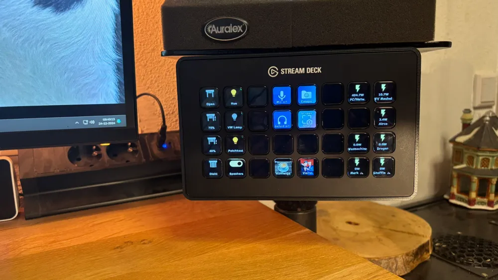 Stream Deck XL Pole Mount by MarkMakerWorld: Download Free 3D Models