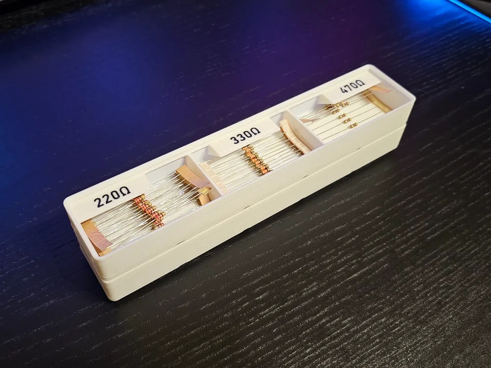 Gridfinity bin with swappable labels by MCCP - MakerWorld