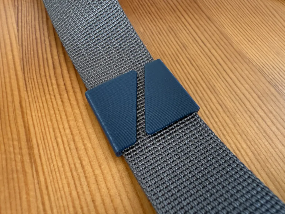 Minimalist Strap Clip by SwissPrint MakerWorld: Download Free 3D Models