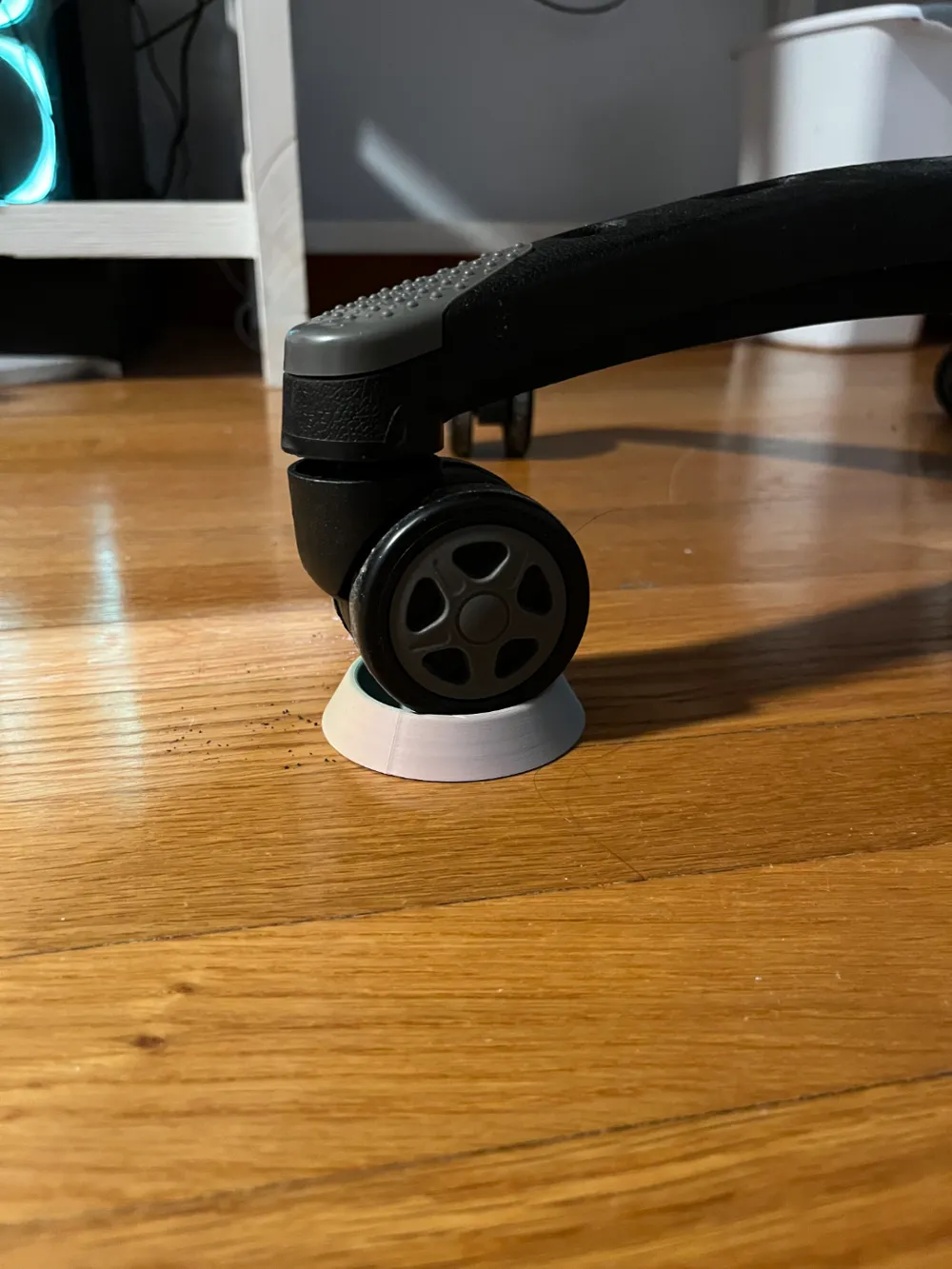 Office/Gaming Chair Wheel Stopper (for Sim racing) by joshtherealjosh ...