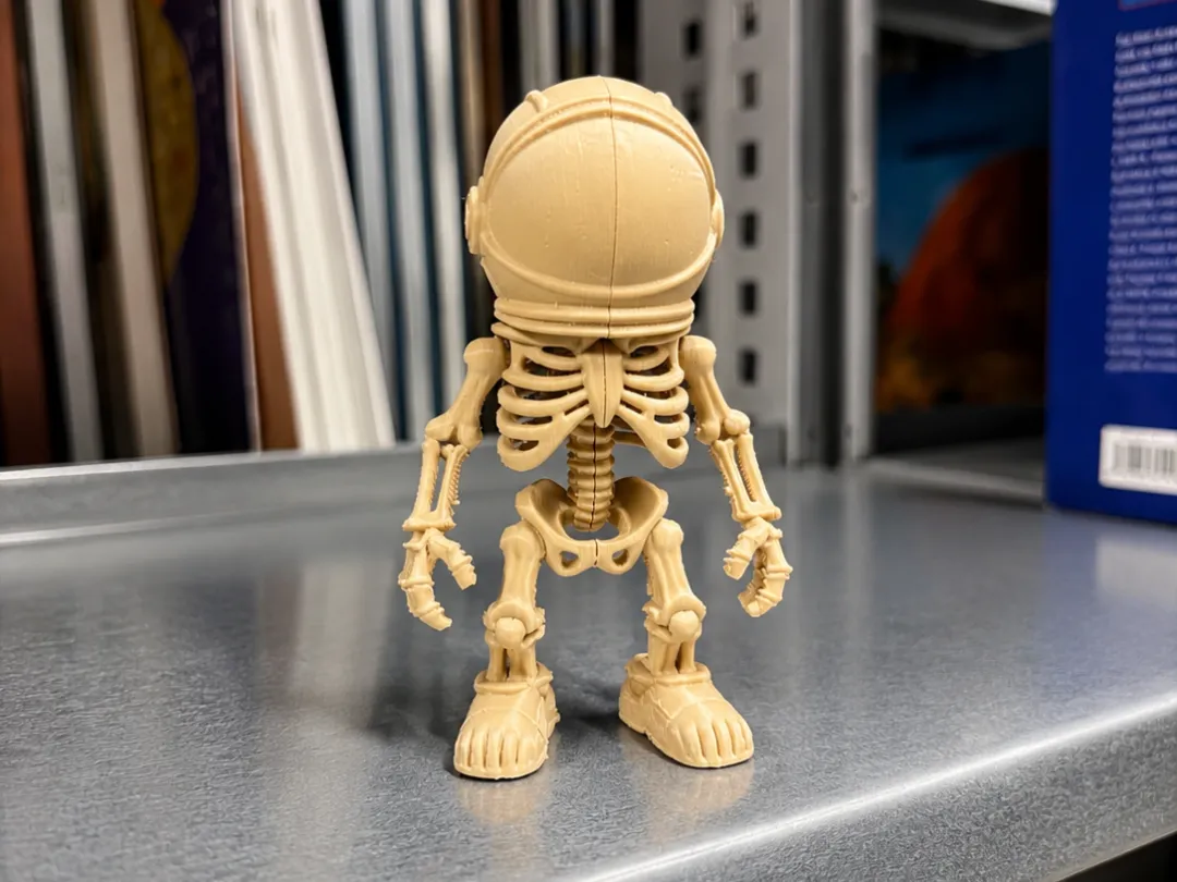 Astronaut Skeleton Figurine - Free 3D Print Model - MakerWorld