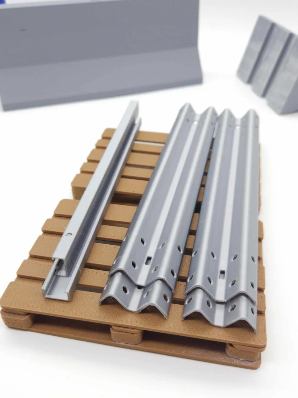 Classic Guardrail - Scale model - Free 3D Print Model - MakerWorld