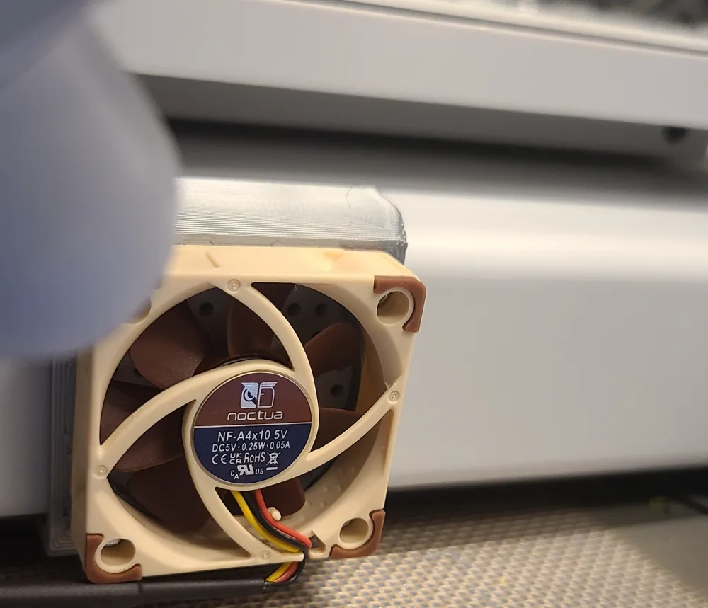 A1 40mm Fan Mount Clip - Active Cooling Mod by NDMstr - MakerWorld