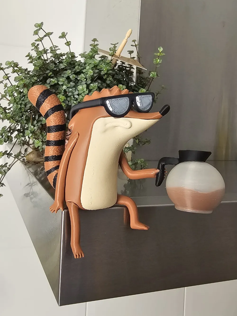 RIGBY COFFEE, Regular show by visinaki MakerWorld: Download Free 3D Models