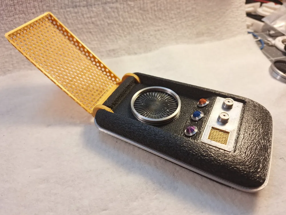 Star Trek TOS Communicator w/Fuzzy Skin - Free 3D Print Model - MakerWorld