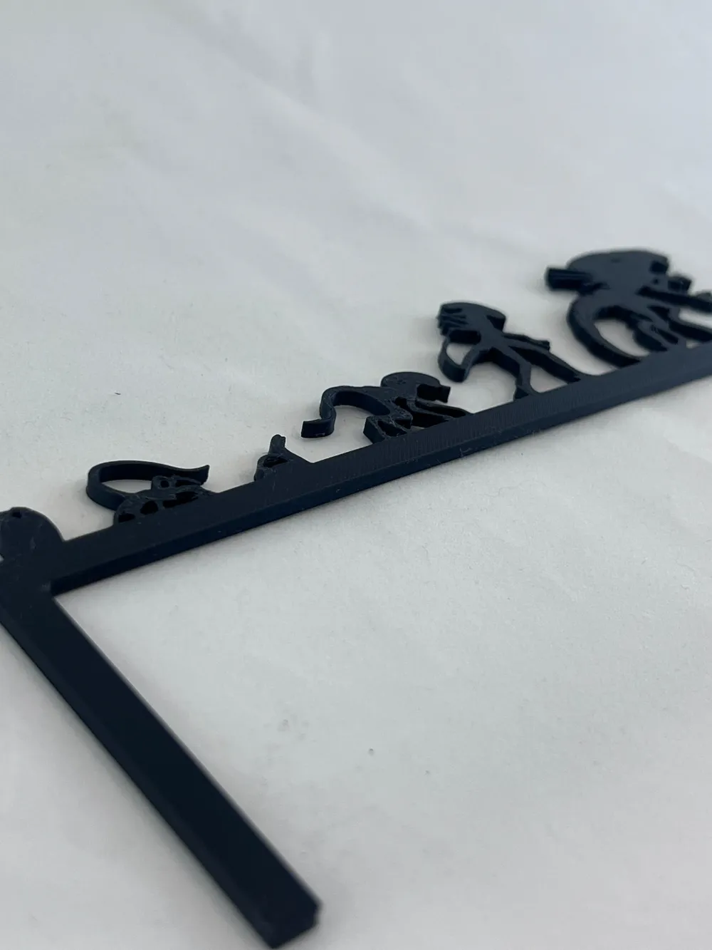 Alien Door Frame Topper by Skid0 - MakerWorld