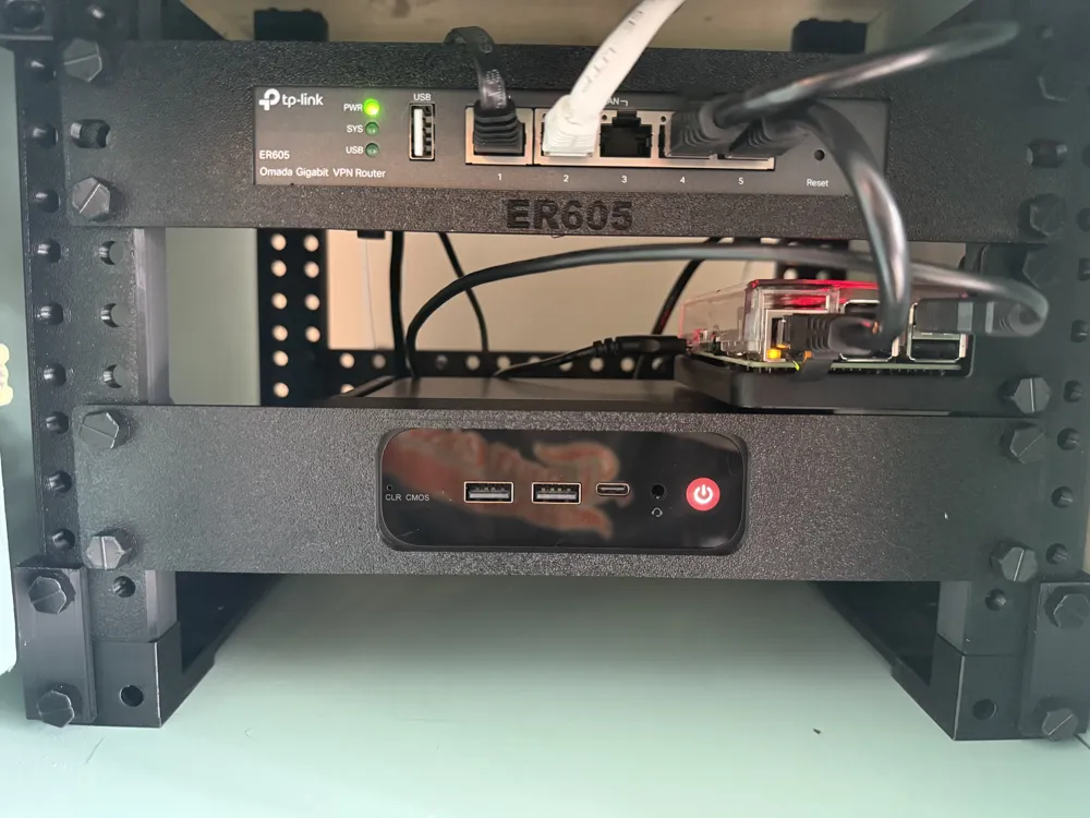 Beelink SER5 MAX 10in Server Rack Mount by Adam MakerWorld: Download ...