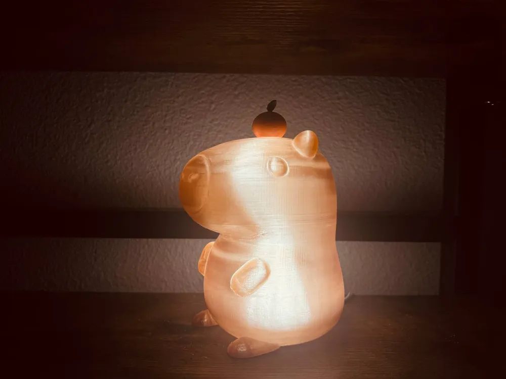 Capivara fofa com luz laranja por Industrial IllusionsMakerWorld: Baixe ...