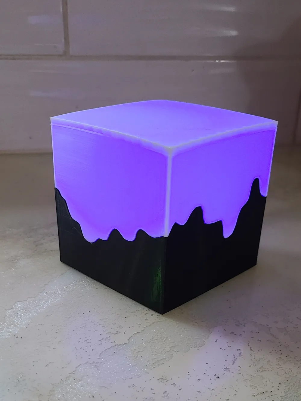 Melting Box Glowing Cube Lamp by 3d'objet MakerWorld: Download Free 3D ...