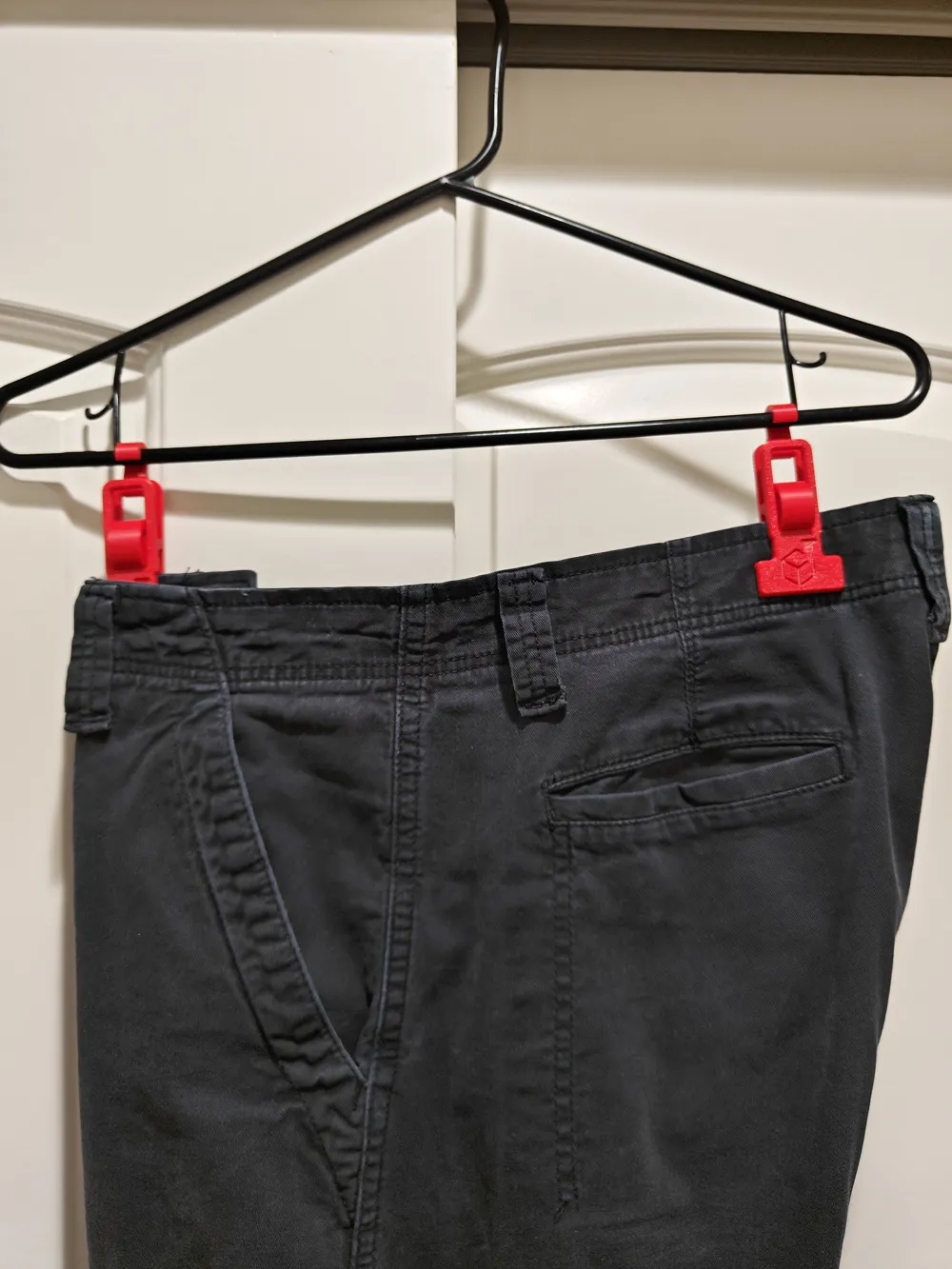 Flex-Force Clothes Hanger Clip - Free 3D Print Model - MakerWorld