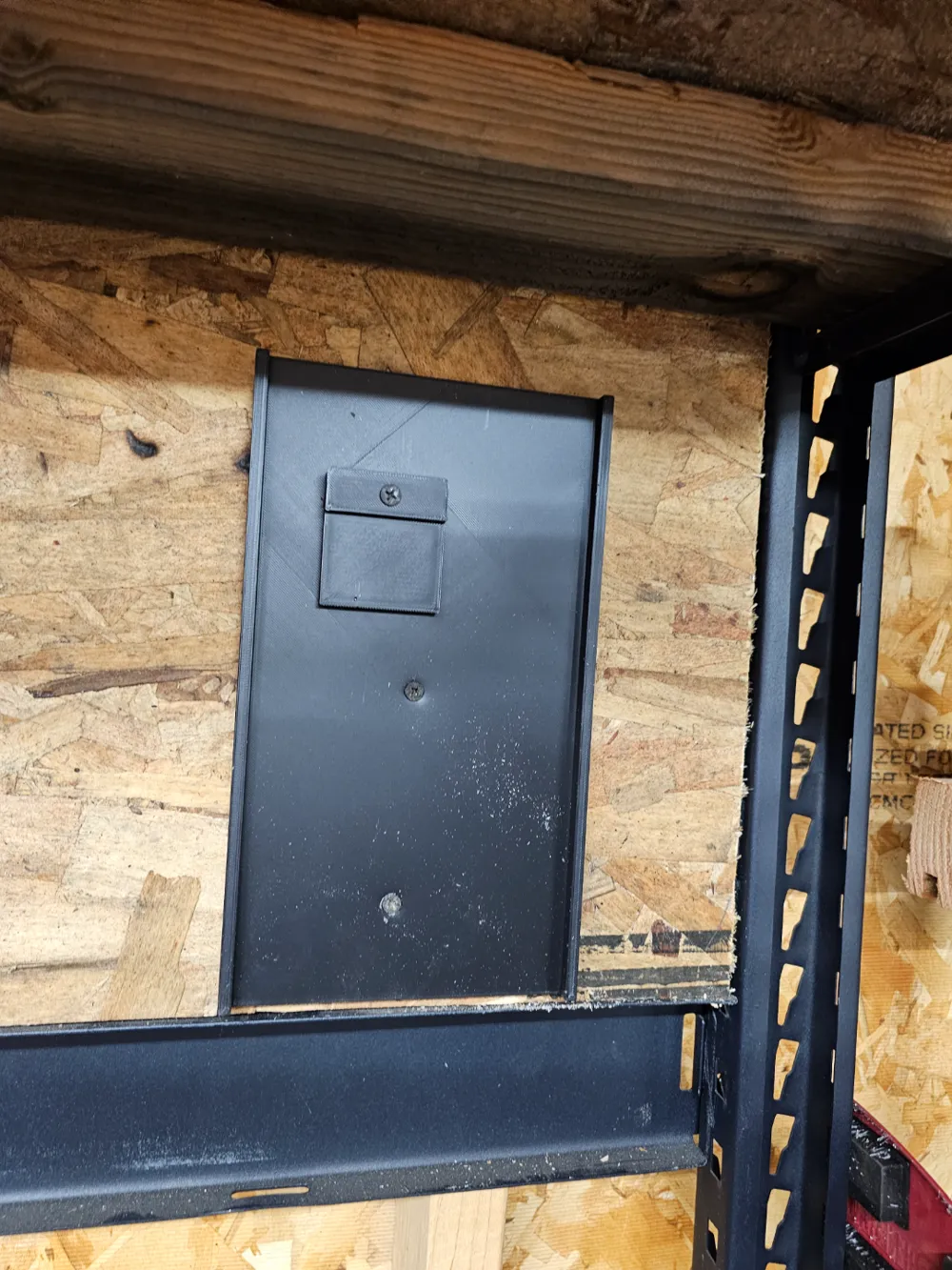 Milwaukee worm gear saw hanger by 3dBull01 - MakerWorld