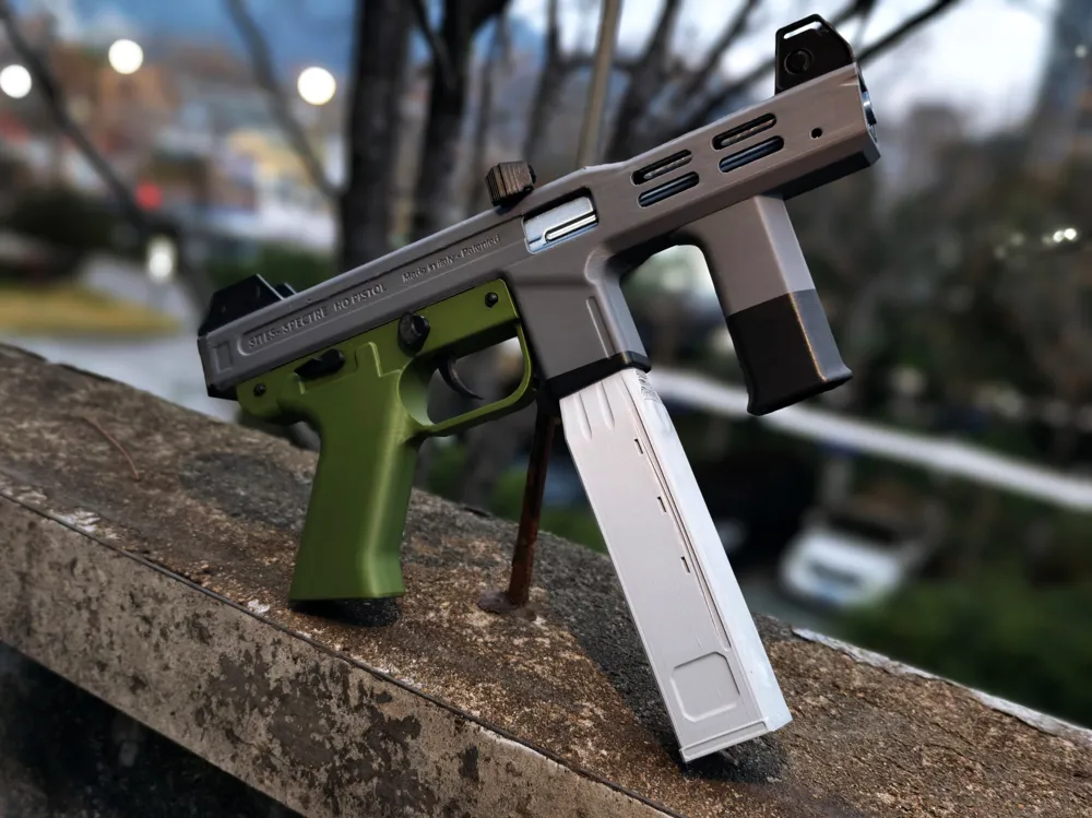 Italian Spectre M4 submachine gun SMG - Free 3D Print Model - MakerWorld