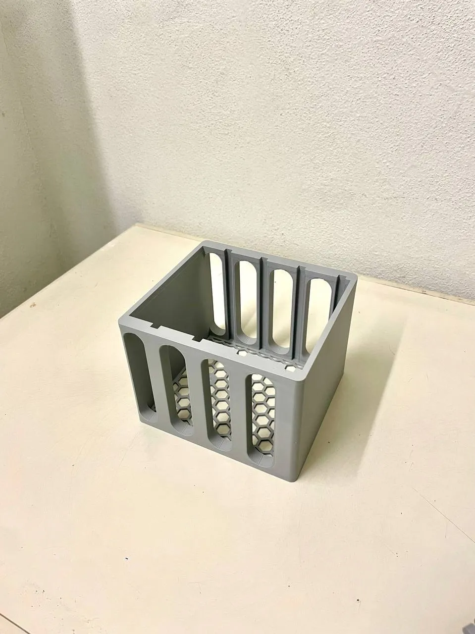 HDD Bay for Any Thickness by Kioskerz MakerWorld: Download Free 3D Models