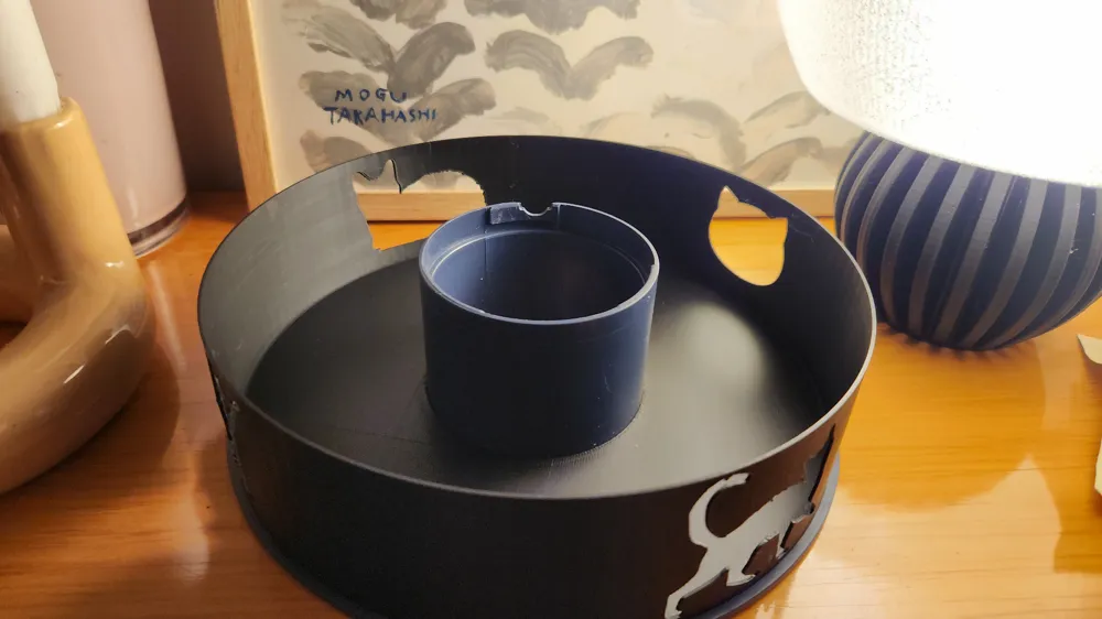 Cat treat activity toy in empty SUNLU/Bambu spool - Free 3D Print Model ...