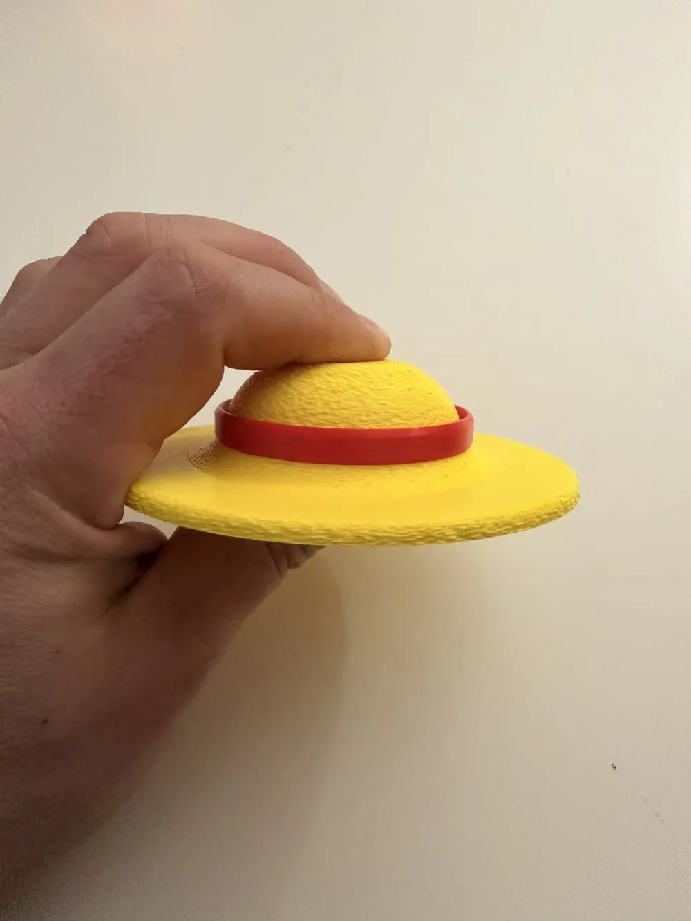 Luffy´s hat clicker- One piece - Free 3D Print Model - MakerWorld