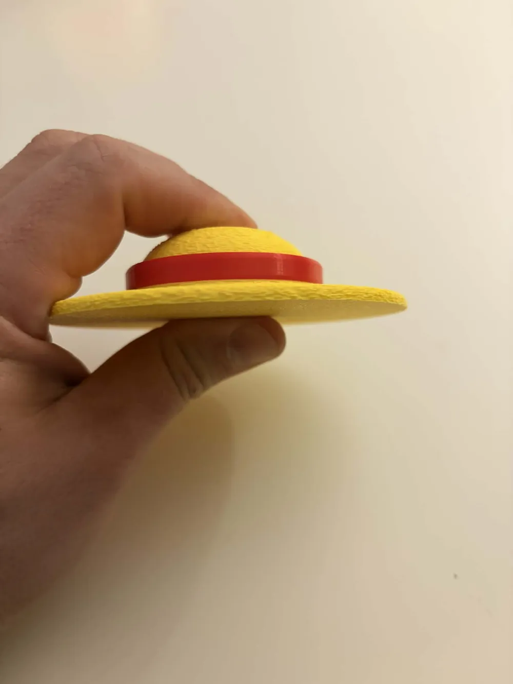 Luffy´s hat clicker- One piece - Free 3D Print Model - MakerWorld