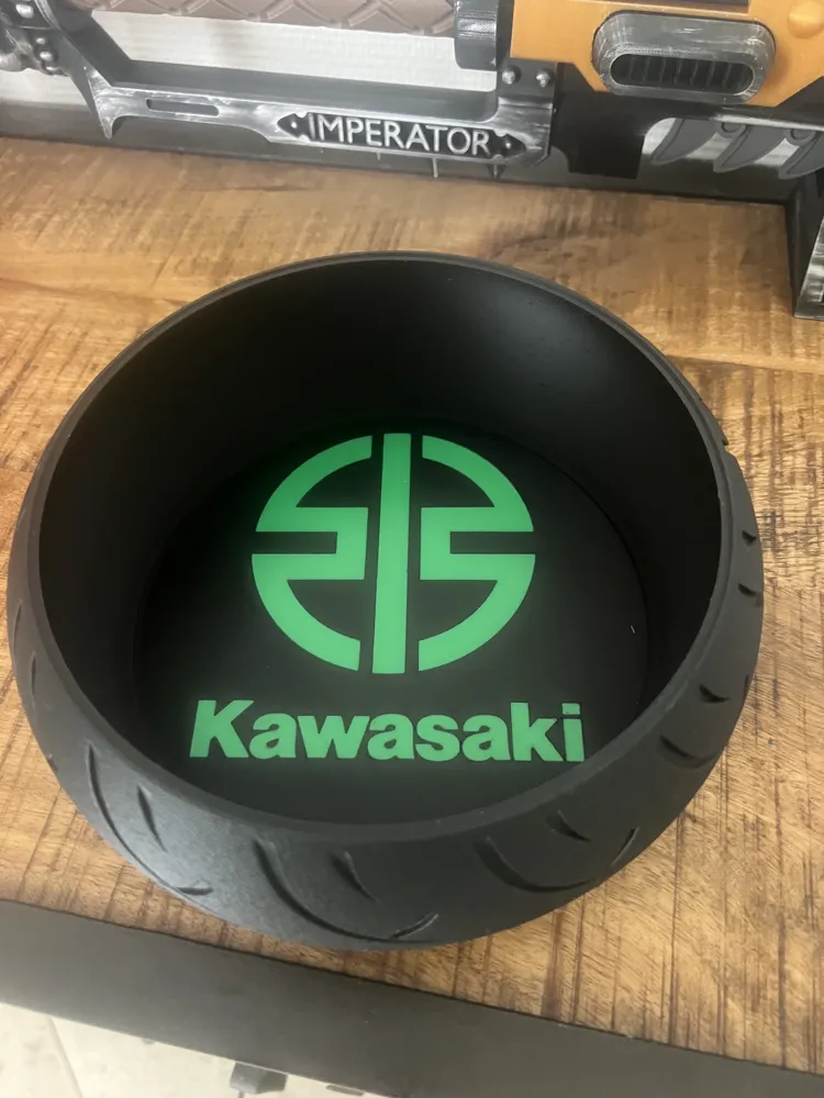 Motorcycle Tire Catch-all Tray - Free 3D Print Model - MakerWorld