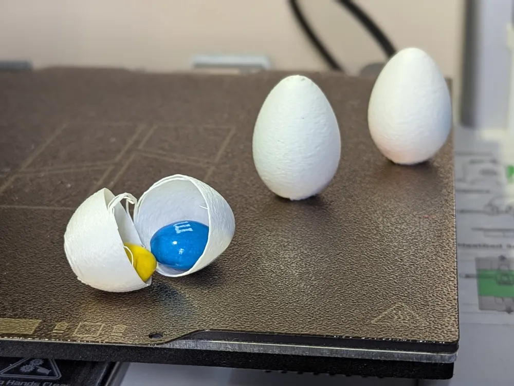 Mini crackable eggs (Easter egg hunt game) by Vasichkin MakerWorld ...