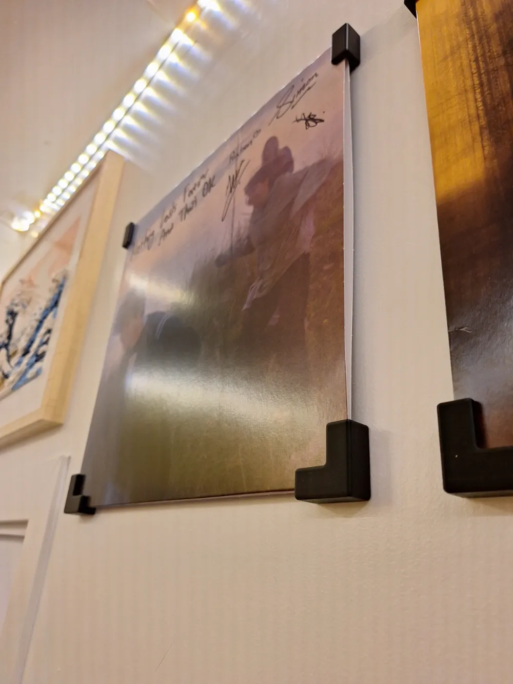 Lp wall mount by woutclaes1239 - MakerWorld