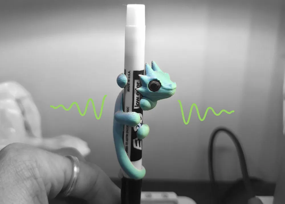 Adorable Bearded Dragon Straw/stethoscope buddy - Free 3D Print Model ...
