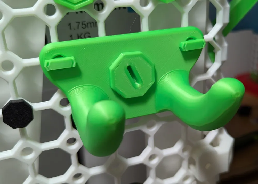 Multiboard Hammer Hook (Big Thread) v2 - Free 3D Print Model - MakerWorld