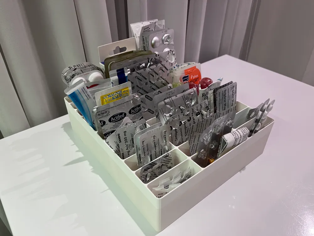 Medicine Blister Pack Storage Box by barnis - MakerWorld