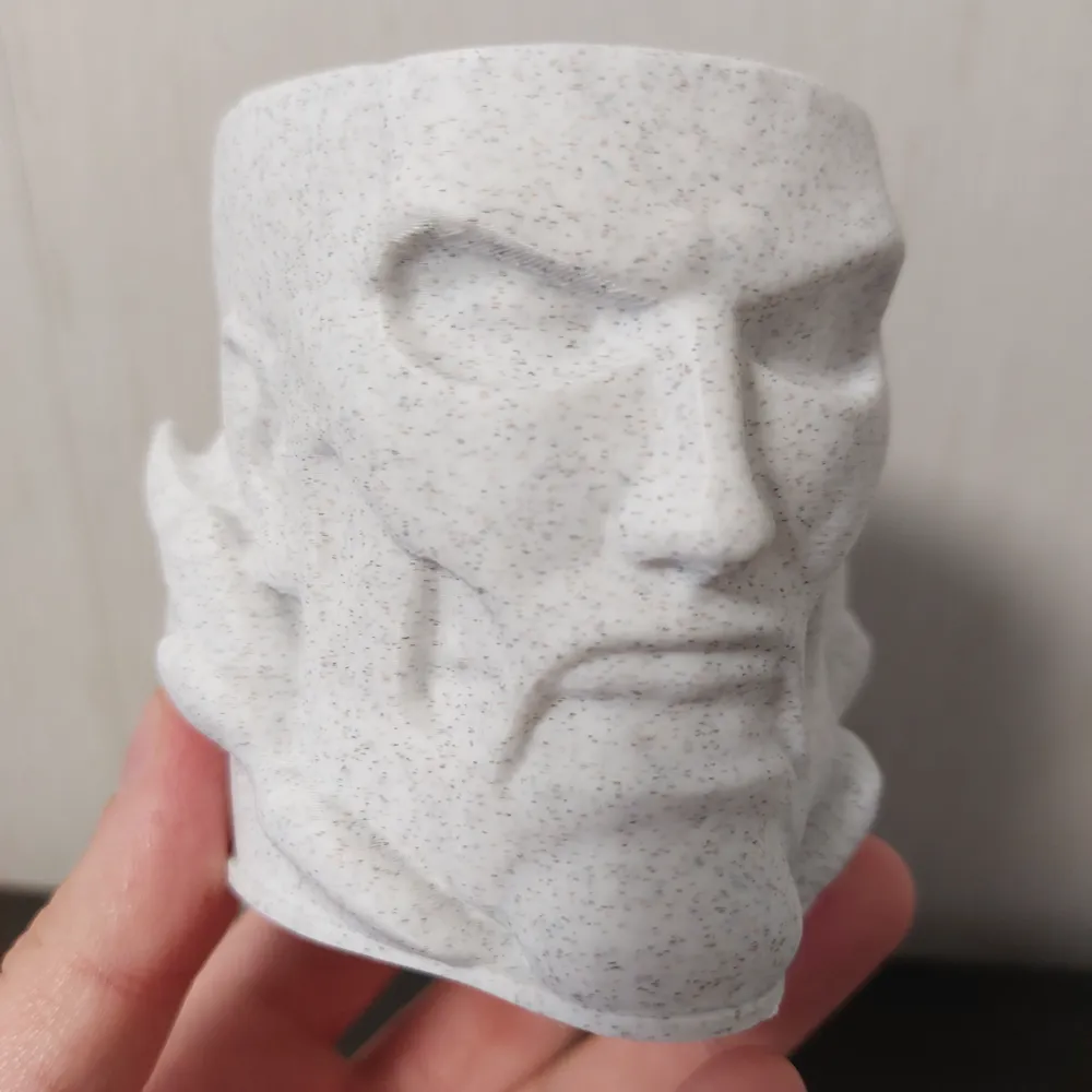 Titan Face Planter - Attack on Titan Inspired by sintetico3d MakerWorld ...