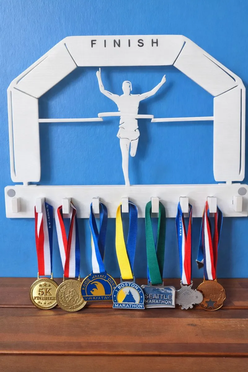 Medal Hanger - Running (Marathon) - Men / Women - Free 3D Print Model ...