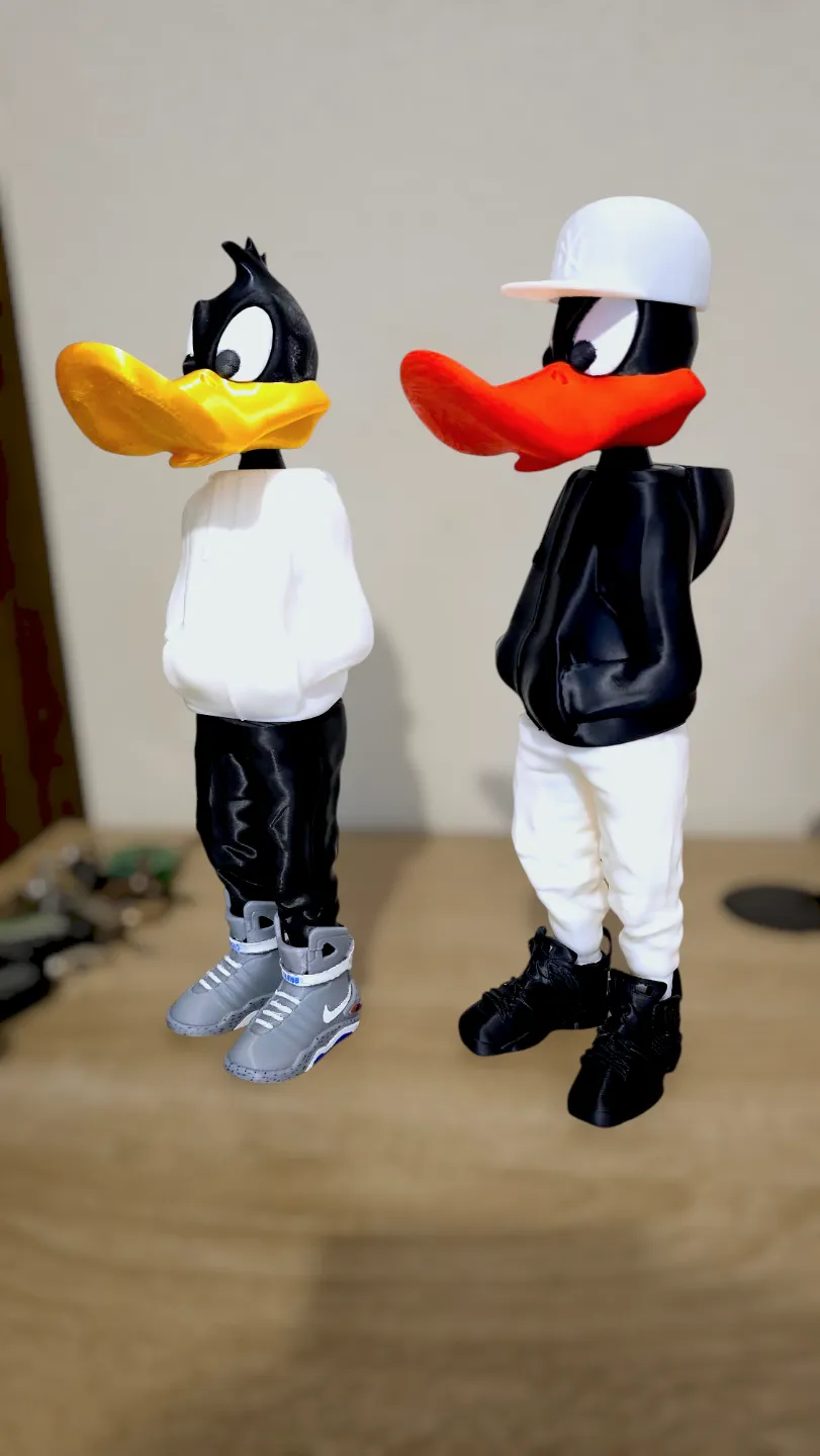 Urban Style Daffy Duck Articulated by Leon3D_DS MakerWorld: Download Free 3D Models
