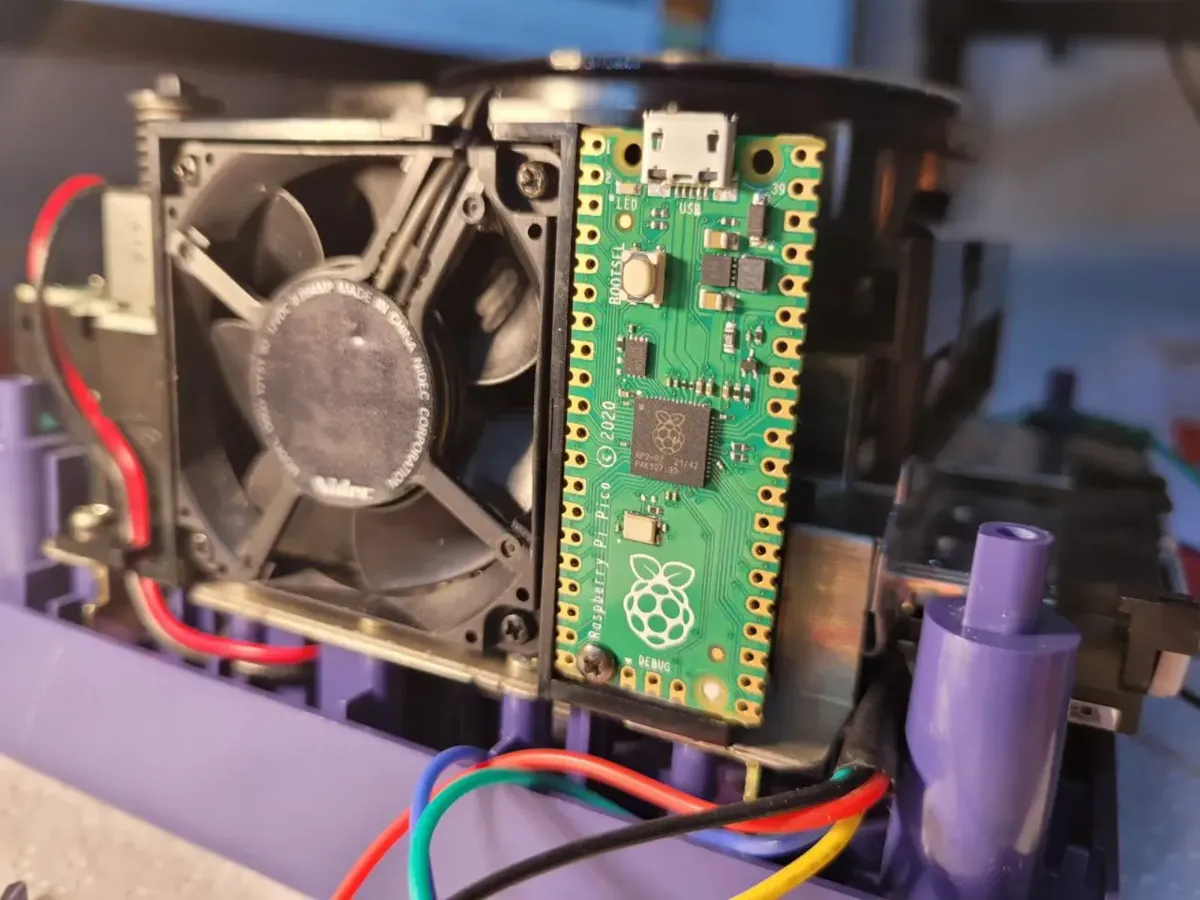 Stand for Picoboot mod with M2 insert for Pico Gamecube by Elmidea ...
