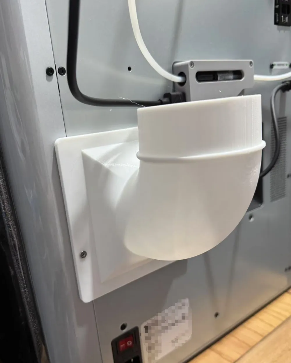 X1C/P1S排气管接口（100mm口径，四个方向，螺丝+磁铁） - 免费 3D 打印模型 - MakerWorld