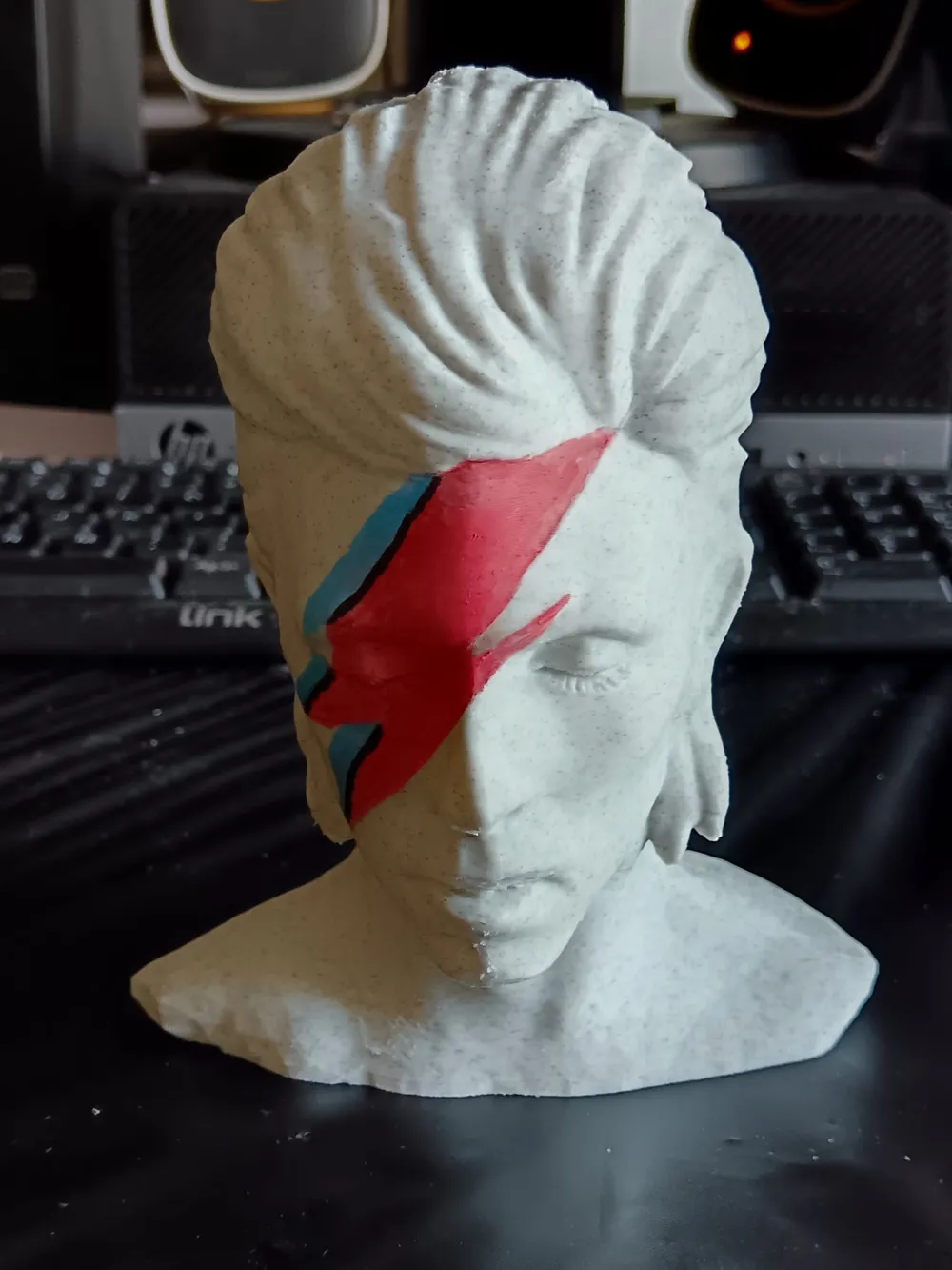 David Bowie Bust with Lightning Bolt – 3D Model by PS3D CREATIVE ...