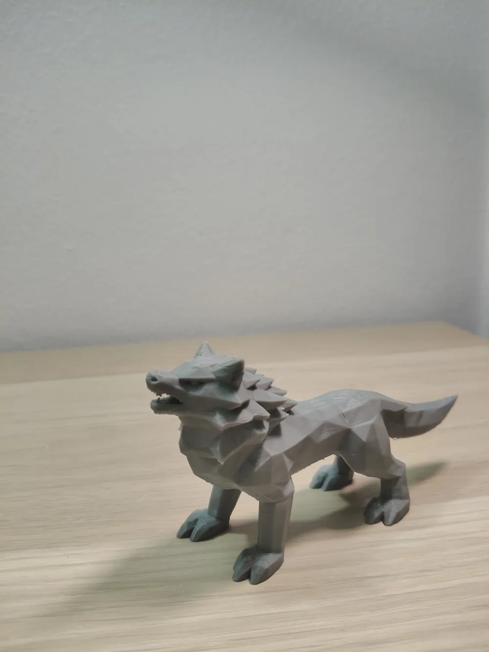 Low Poly Wolf – Stylized Statue - Free 3D Print Model - MakerWorld