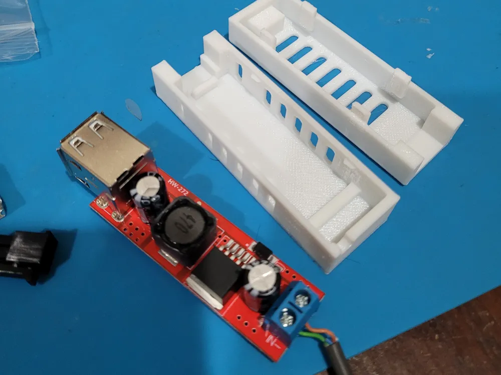 Dual USB A power hub case for AMS port - Free 3D Print Model - MakerWorld