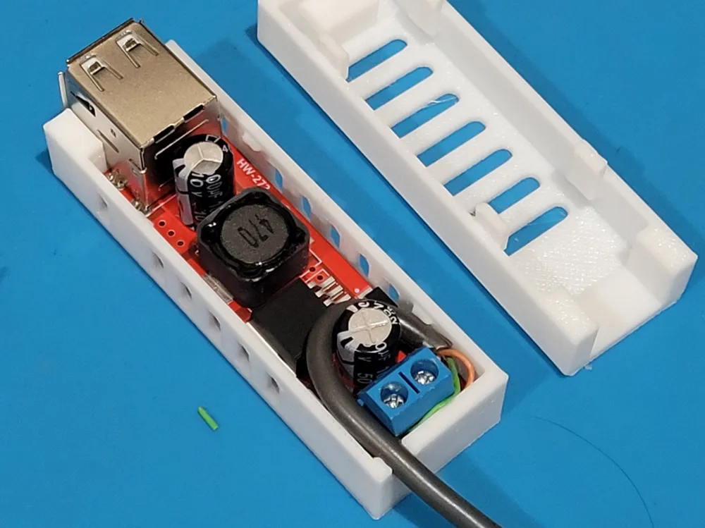 Dual USB A power hub case for AMS port - Free 3D Print Model - MakerWorld